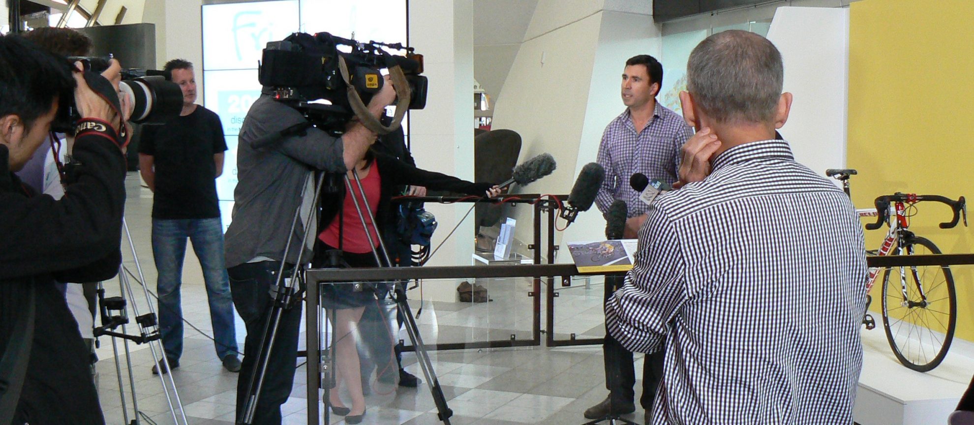 Curator faces ‘media scrum’ about Cadel’s bike – The People ...